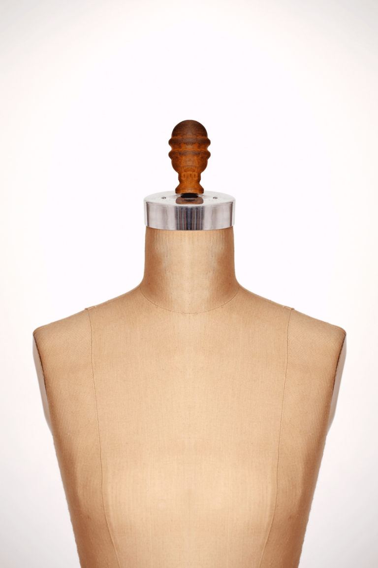 Women's Clothing Size Chart and Measurement Guide