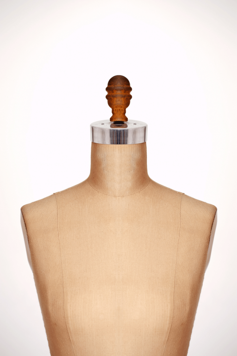 Women's Clothing Size Chart and Measurement Guide