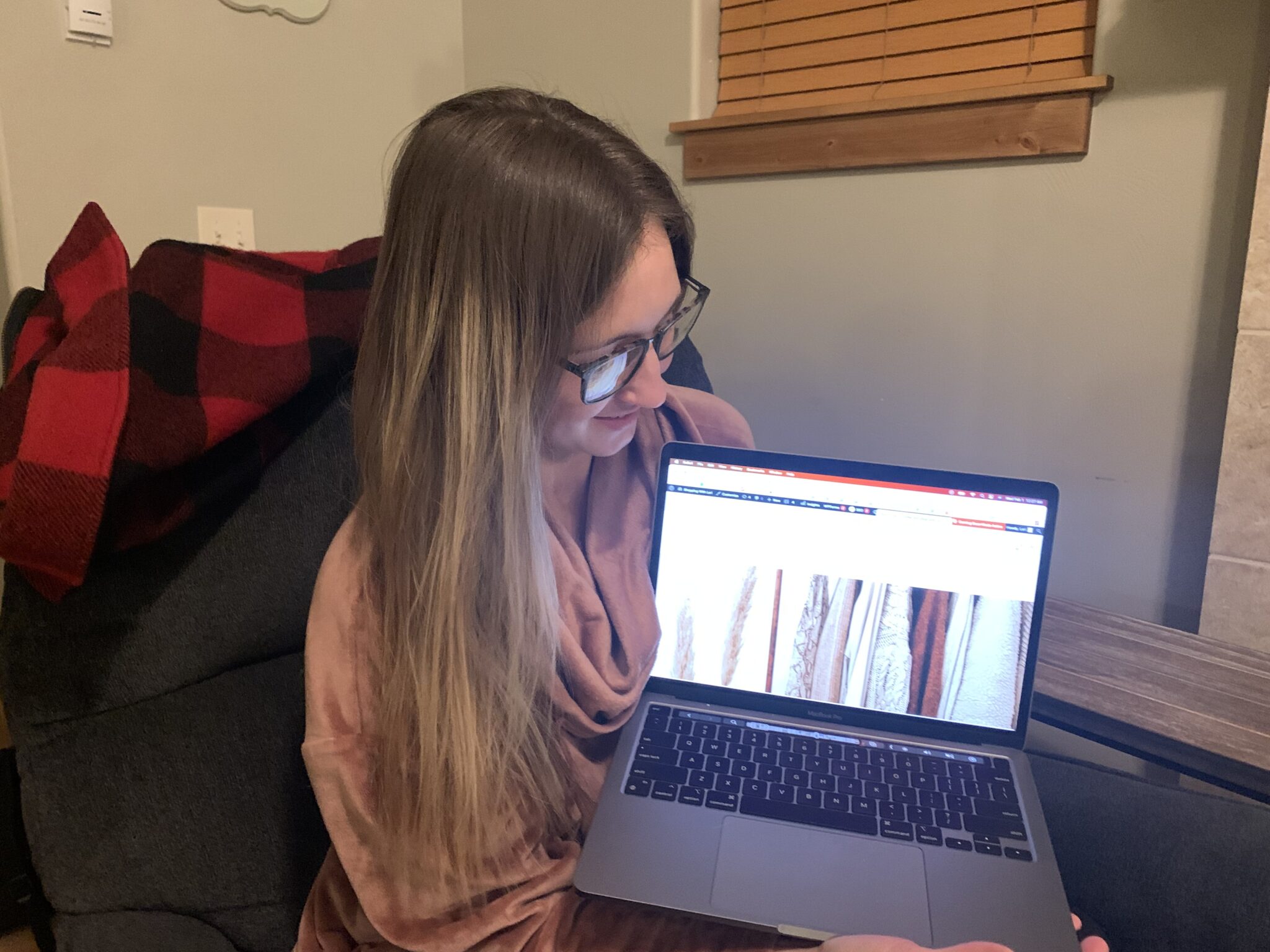 How to Start a New Blog in Three Weeks - Shopping With Lori