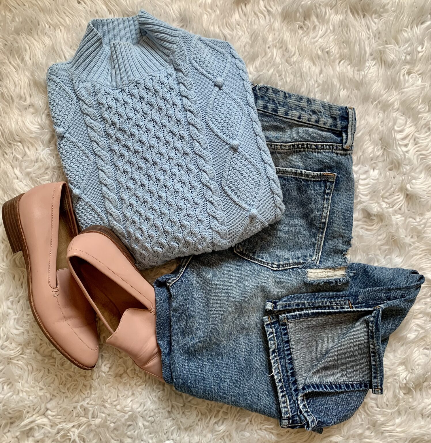 How To Start Reselling Clothing Online - The Ultimate Guide - Shopping ...